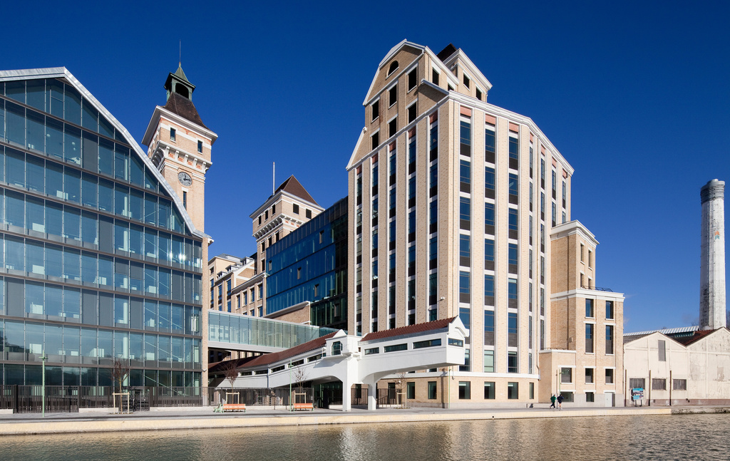 Les Grands moulins de Pantin — Carta - Reichen et Robert Associés